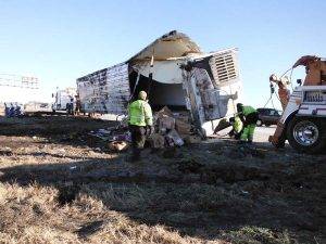 Contact Midwest Towing for Immediate Assistance | Hickman, NE | Midwest ...