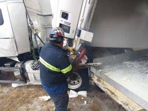 Contact Midwest Towing for Immediate Assistance | Hickman, NE | Midwest ...