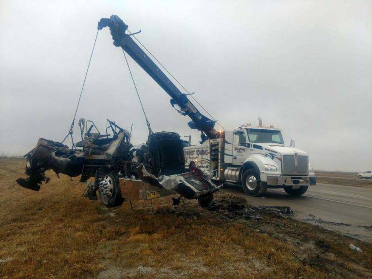 Contact Midwest Towing for Immediate Assistance | Hickman, NE | Midwest ...