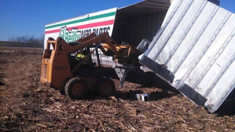 Contact Midwest Towing for Immediate Assistance | Hickman, NE | Midwest ...